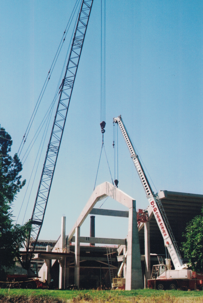 Our Cranes | D&G Crane Service INC 406 721-6389